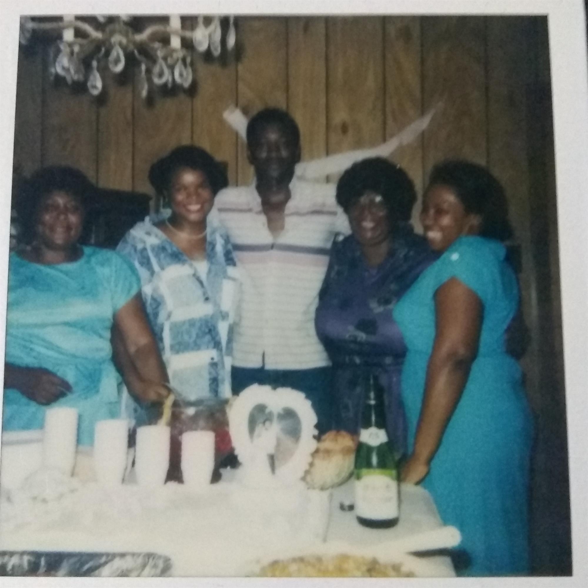 ALVERTA (OVERTON) HARRELL Obituary (1943 - 2021) | Portsmouth, VA ALVERTA (OVERTON) HARRELL Obituary (1943 - 2021) | Portsmouth, VA